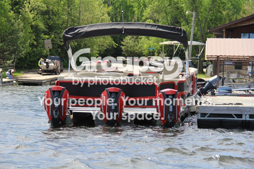 900HP pontoon boat - Barnacle Bill's Marine Supply
